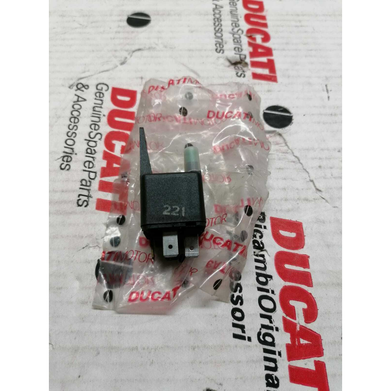 Relay 12 V 221 Complete With Fuse